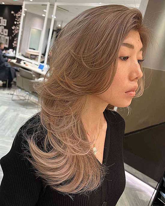 20 Mesmerizing Medium Butterfly Haircut Ideas to Elevate Your Style